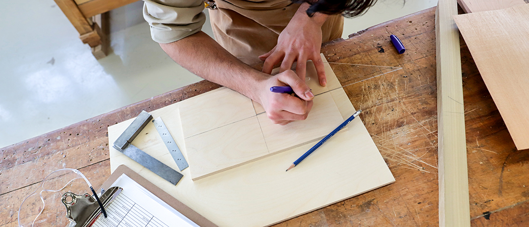 14 questions à un enseignant en ébénisterie - Olympiades Métiers